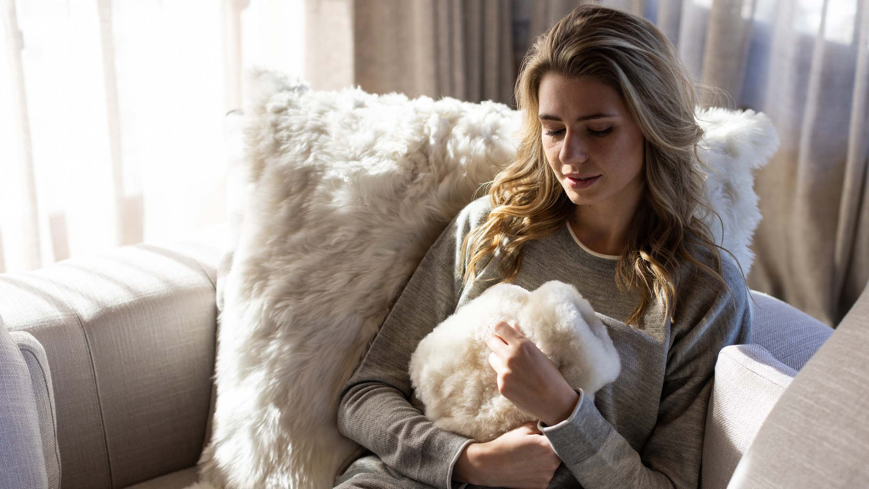 Wohntextilien und Accessoires von WEICH Alpaca – WEICH Couture Alpaca