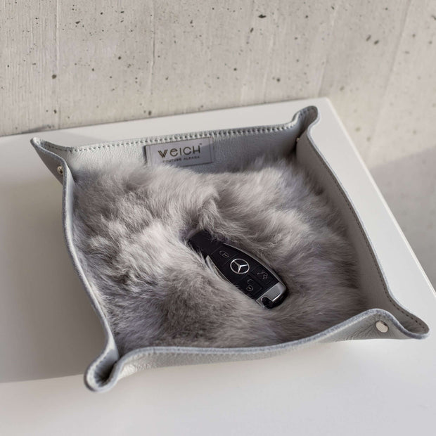 Wohntextilien, Kleinmöbel und Accessoires von WEICH Couture Alpaca